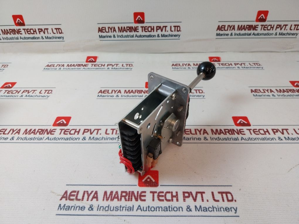 Sauer Danfoss Mch51ab1174 Control Handle Joystick 12vdc - Aeliya Marine