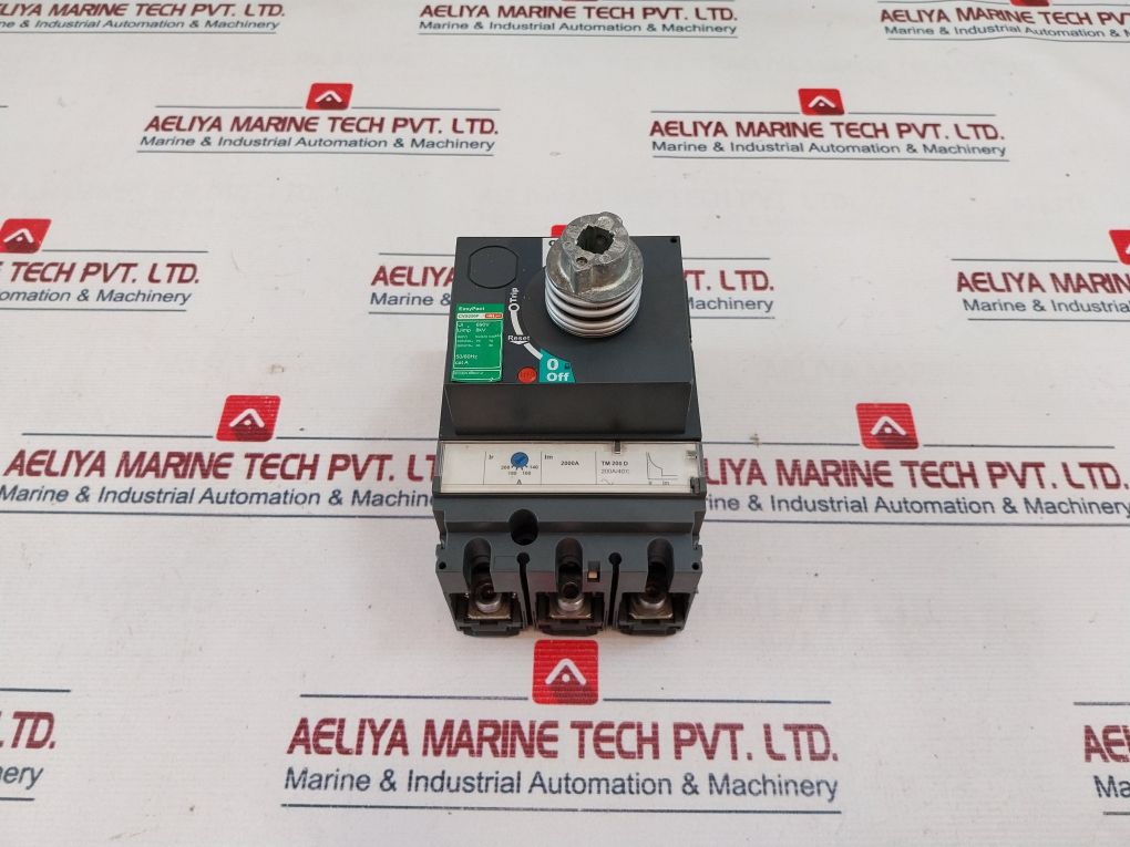 Schneider Electric Cvs250f Circuit Breaker 200a/40°c - Aeliya Marine