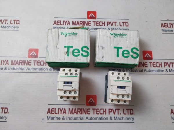 Schneider Electric Telemecanique Cad50p7 Control Relay 690v - Aeliya Marine