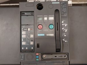 Siemens 3wl1363-4dg45-1an2 6300amp Circuit Breaker - Aeliya Marine