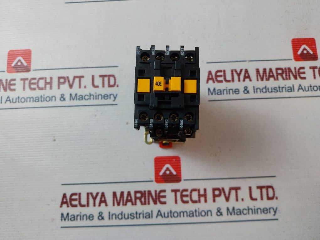 Telemecanique Telemec Ca2-dn240•a65 Contactor Relay - Aeliya Marine