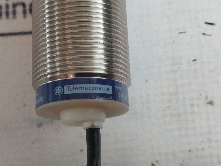 Telemecanique Schneider Electric Xs630b1pal2 Inductive Proximity Sensor ...