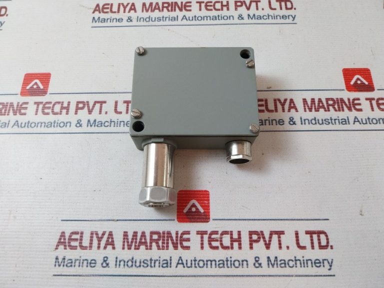 Trafag 8202.21.2210 Pressure Transmitter - Aeliya Marine