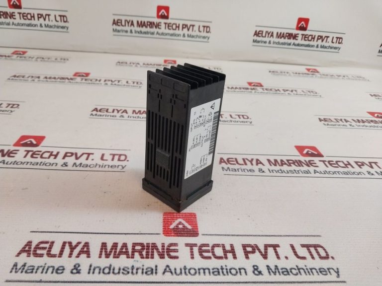 Yokogawa Ut130 Temperature Controller 100-240vac - Aeliya Marine