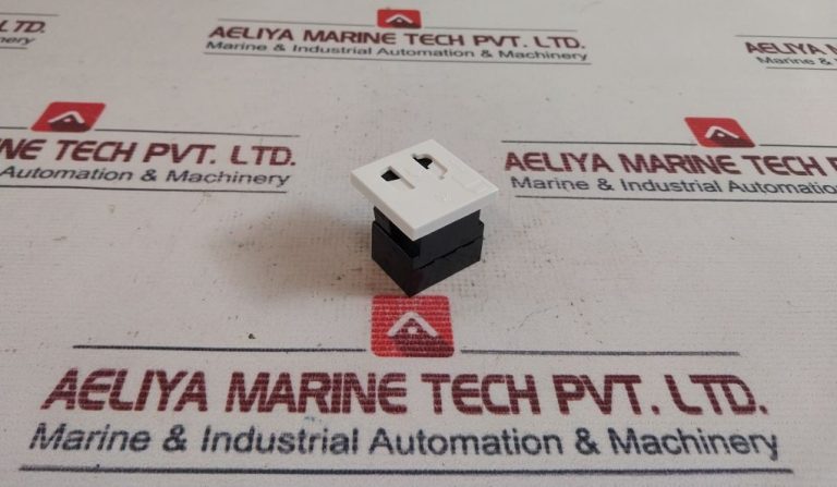 Aqua Signal 9840077700 Universal Socket Razor - Aeliya Marine