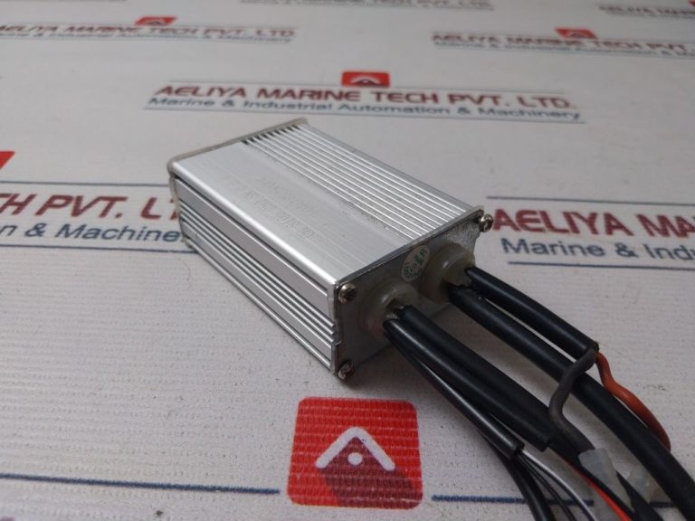 Cr S105.250.sn.u 2.0 Controller 15a - Aeliya Marine