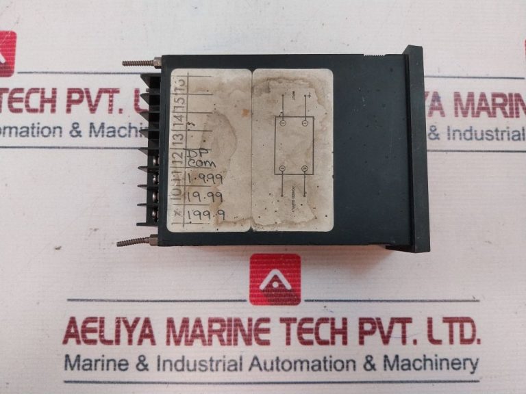 Crompton 262-ddbw Lcd Volt Meter - Aeliya Marine