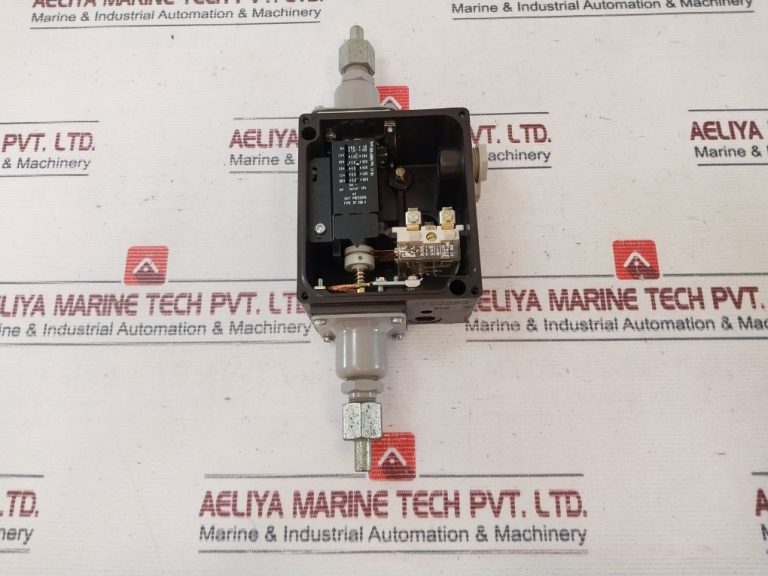 Danfoss Rt 260a Differential Pressure Switch - Aeliya Marine