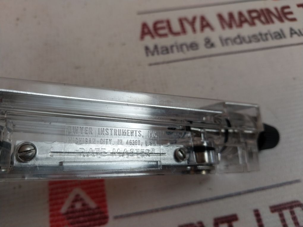 Dwyer Rma-33-tmv Flowmeter 130°f - Aeliya Marine