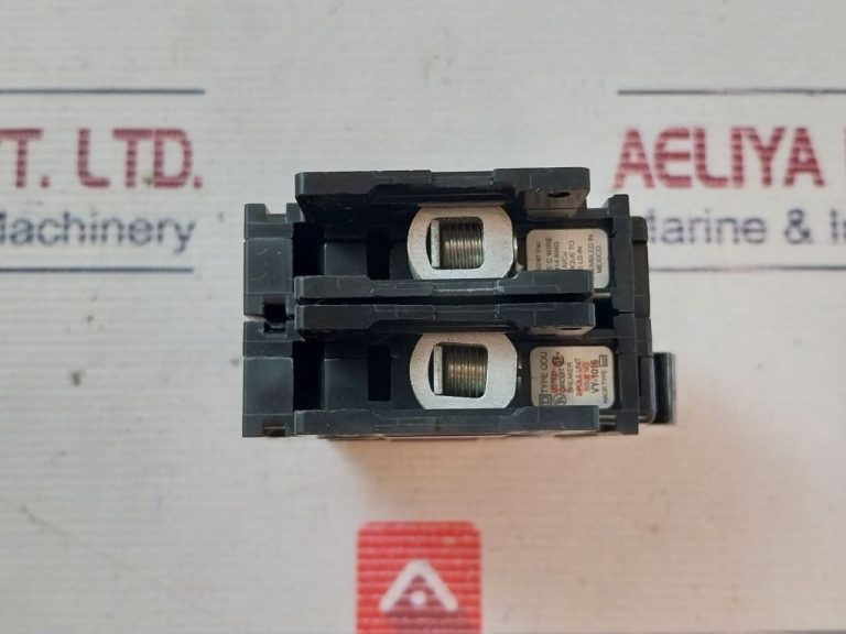 Square D Hydril Qou215 Circuit Breaker 120/240 Vac - Aeliya Marine