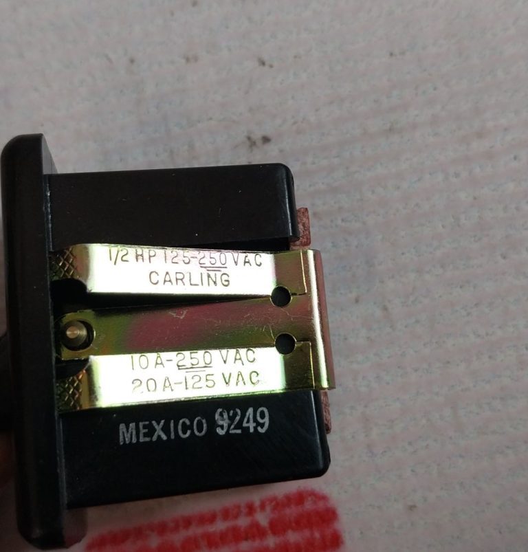Carling 1/2 Hp 125-250 Vac Toggle Switch - Aeliya Marine