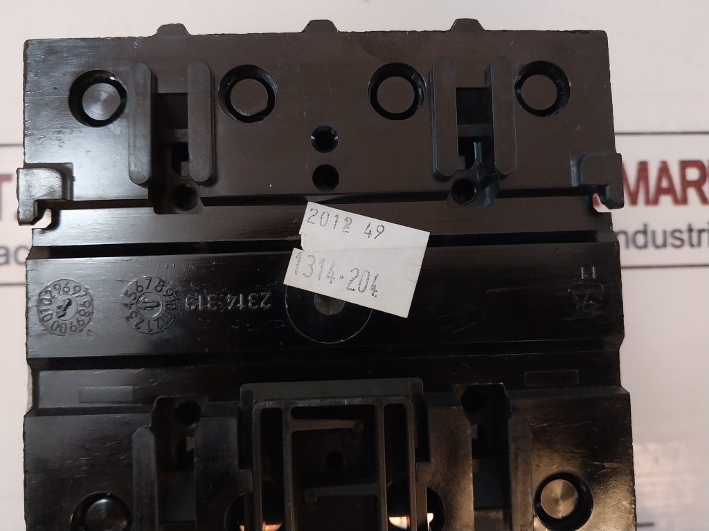 Eaton Dmm125/4 Switch Disconnector - Aeliya Marine