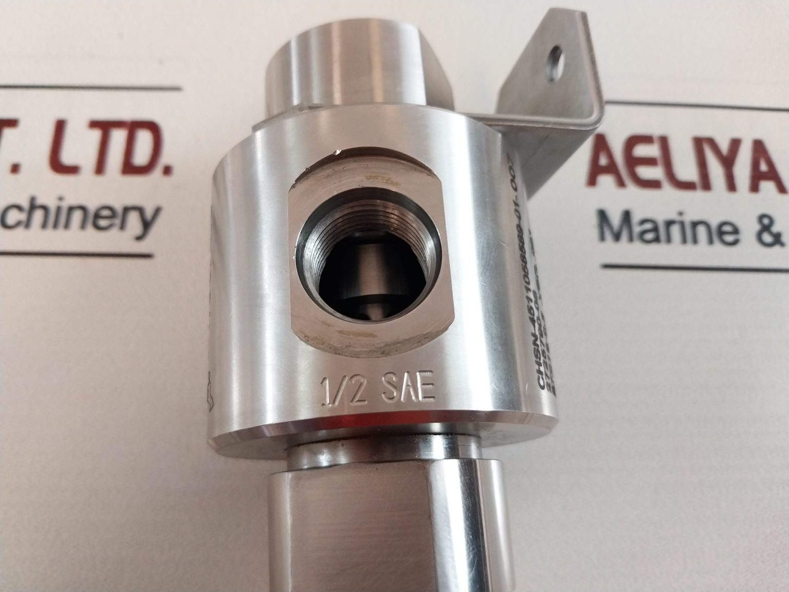 Gilmore 1/2 Sae Shuttle Valve - Aeliya Marine