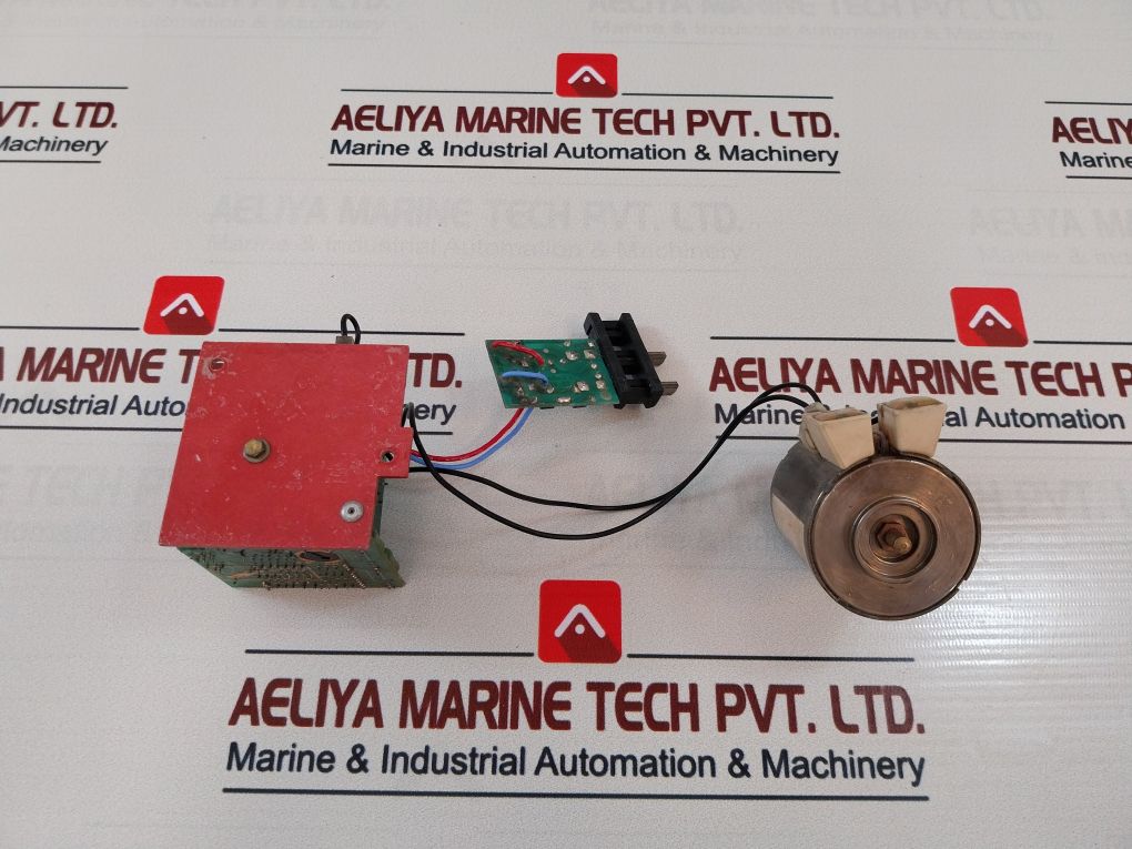 Merlin Gerin Mnr-uv Time Delayed Undervolatge Release - Aeliya Marine