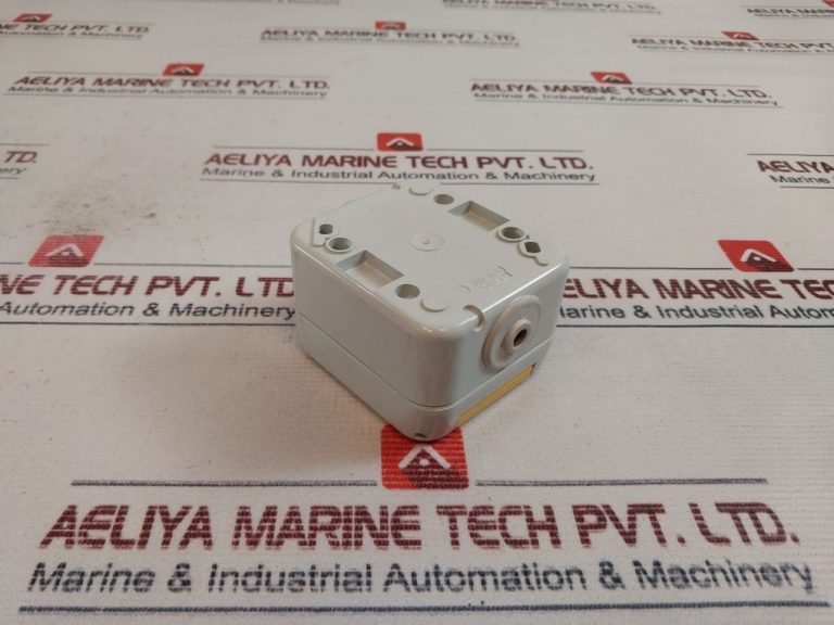 Peha Honeywell 6600-102 Us Socket 1-gang With Snap Cover - Aeliya Marine