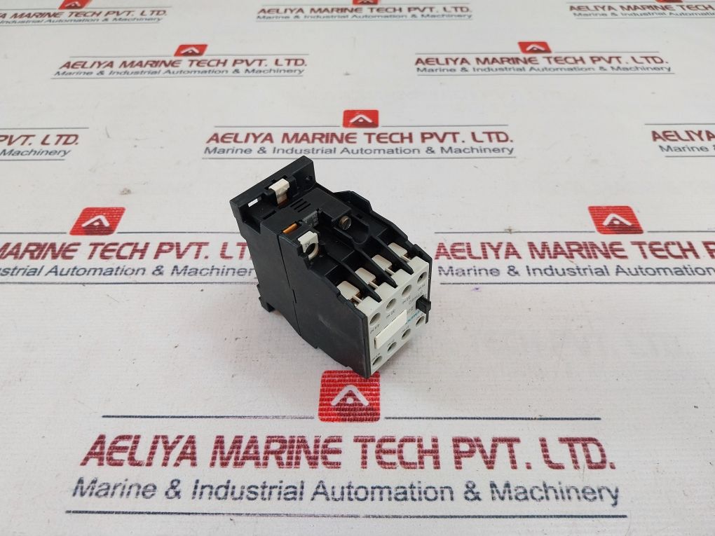 Siemens 3th4022-0an2 Control Relay 220v 50/60hz - Aeliya Marine
