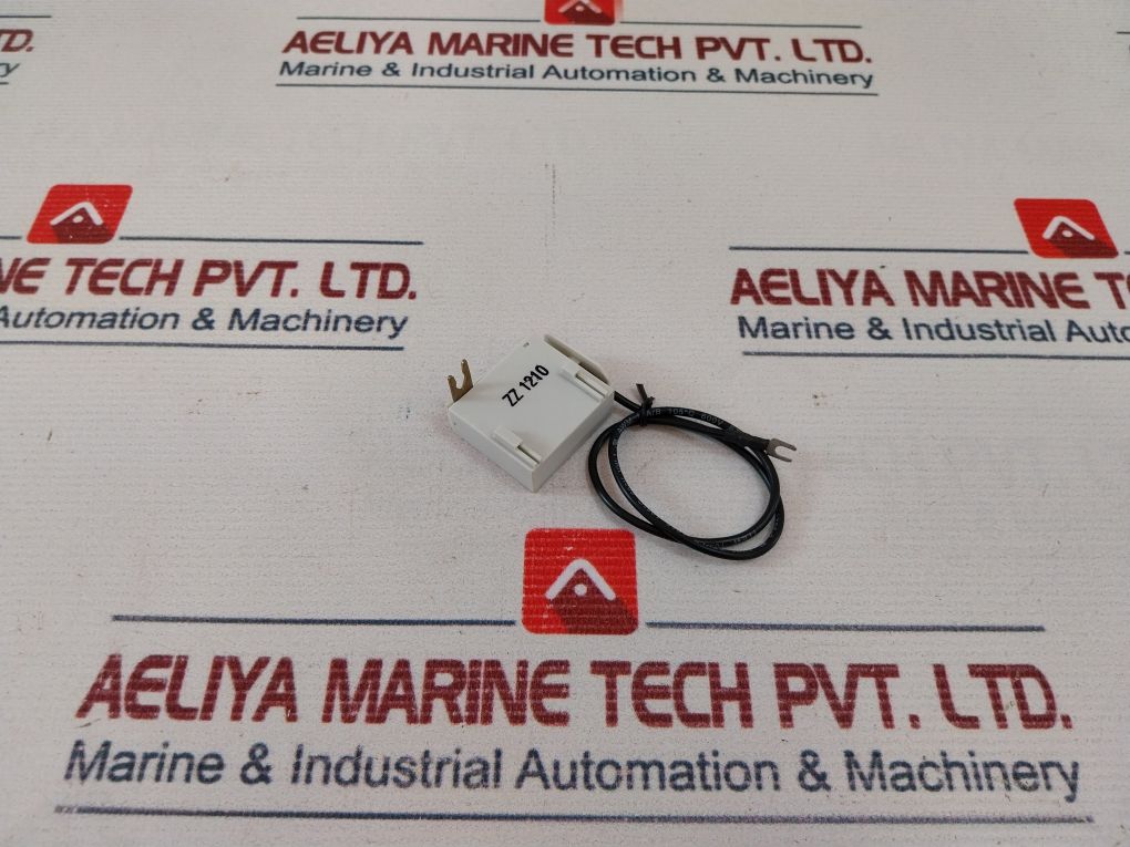 Siemens 3tx7402-3r Surge Limiter Dc 24…70v - Aeliya Marine