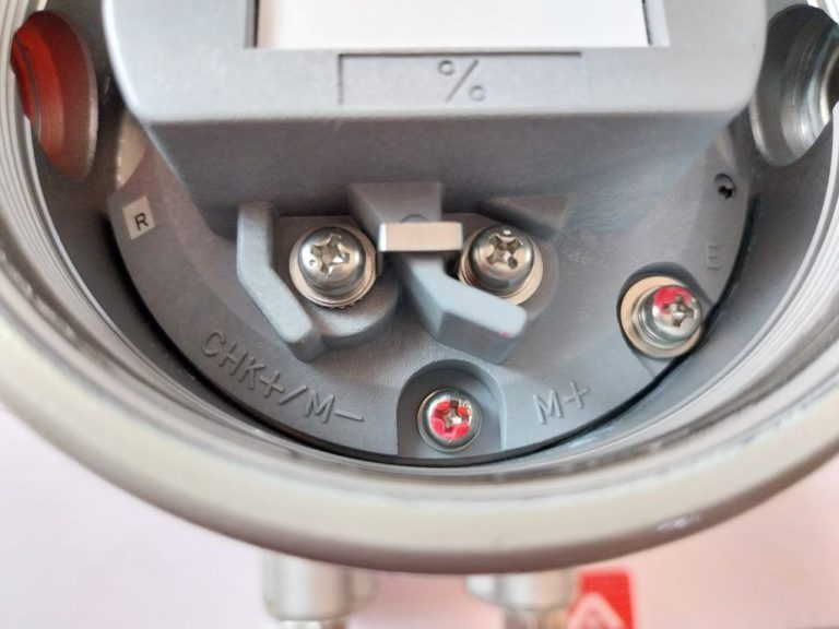 Azbil Dstj3000 Pressure Transmitter - Aeliya Marine