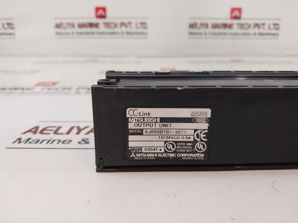 Mitsubishi Electric Aj65sbtb1-32t1 Output Unit - Aeliya Marine