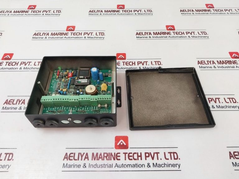 Simrad 27101443 Rgc Signal Interface Unit - Aeliya Marine