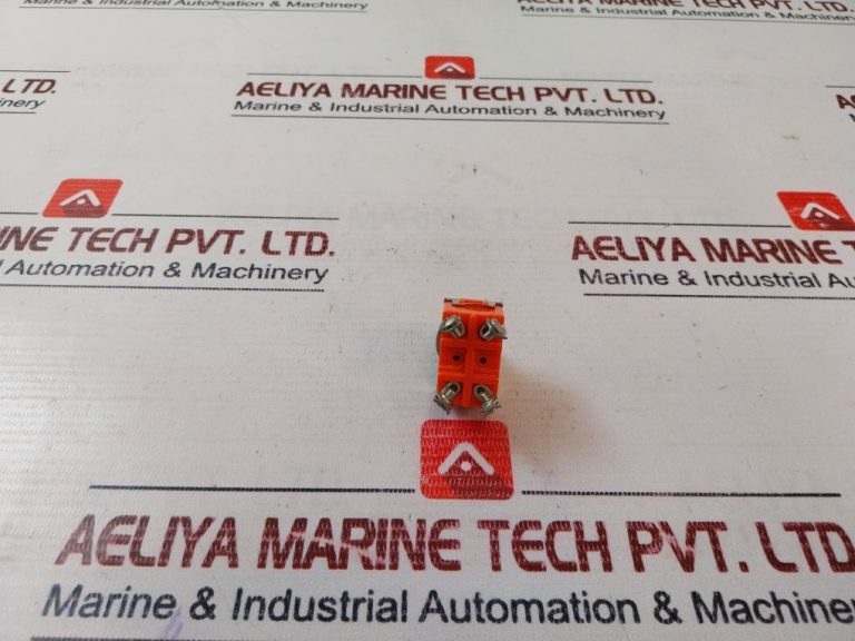 T&b 1221 15a Toggle Switch - Aeliya Marine