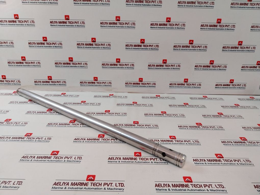 Oceaneering 0330478 Tube Riser Pipe 1.5 In X 45.13 In - Aeliya Marine