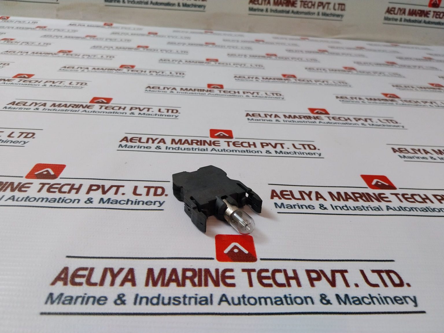 Siemens 3sb14 00-2c Lamp Holder - Aeliya Marine