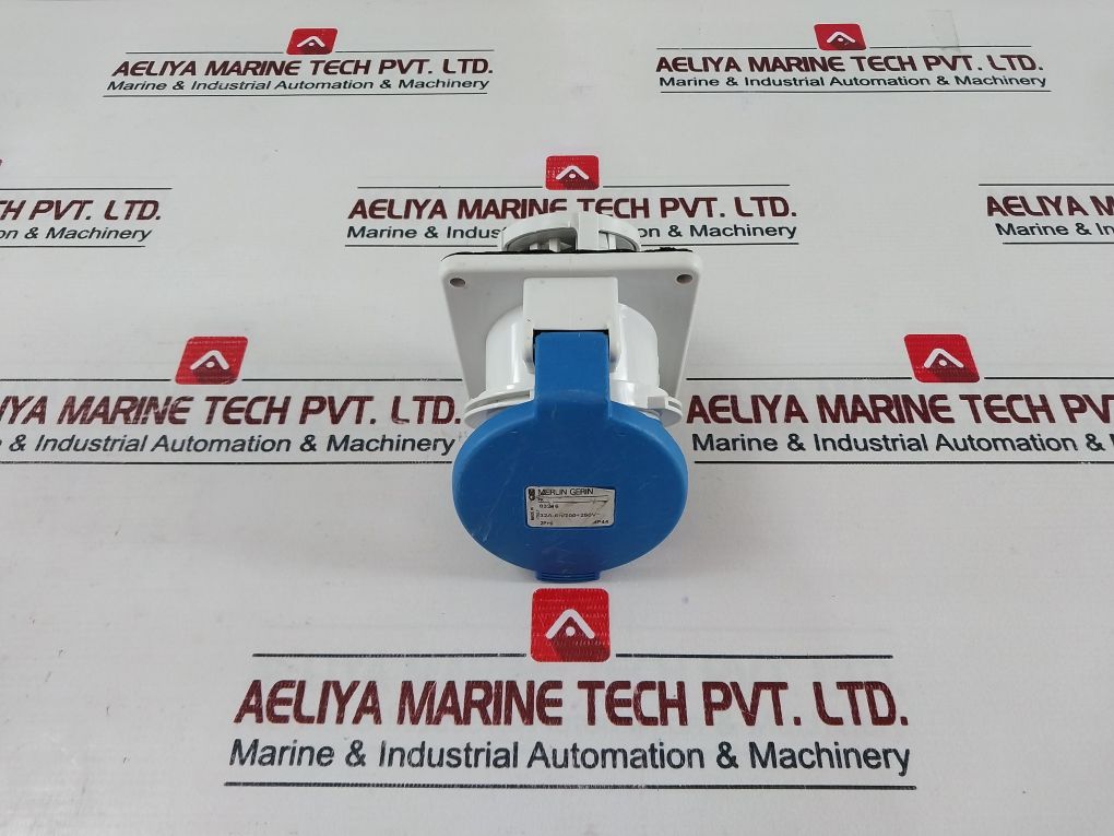 Merlin Gerin 32a-6h/200÷250v~ Panel Mounted Socket Ip44 - Aeliya Marine