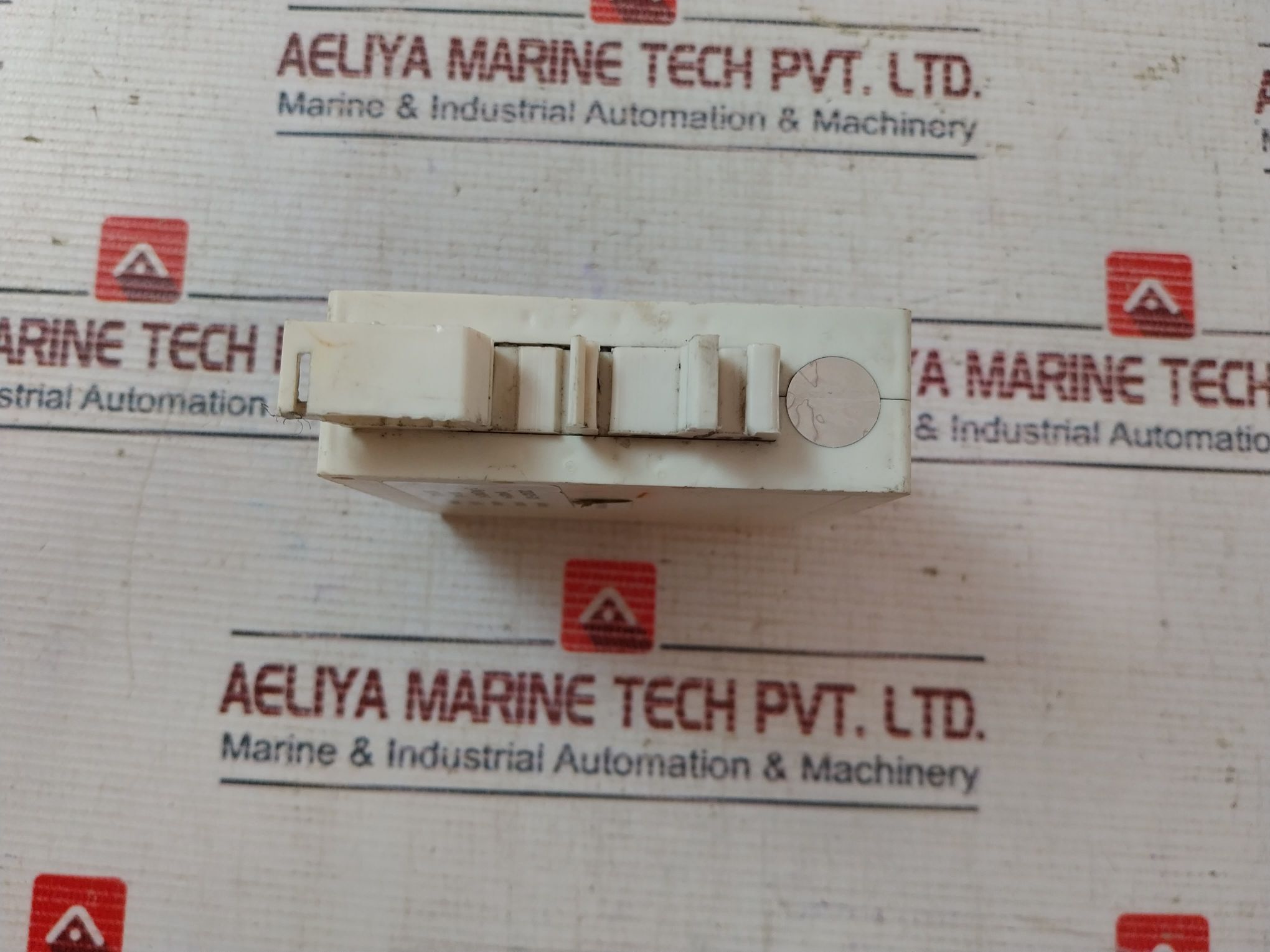 Radix Tx1dr 2-wire Temperature Transmitter 10 Ω - Aeliya Marine