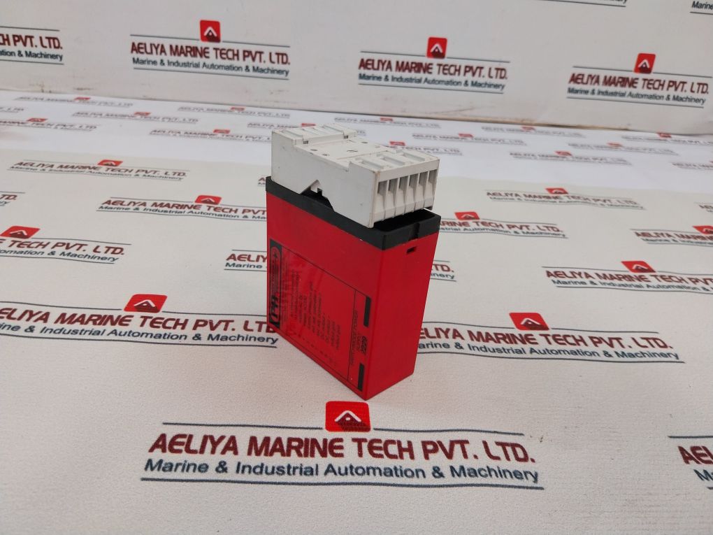 Pr Electronics 2229 Switchmode Voltage Regulator With Base 20-40 Vdc ...