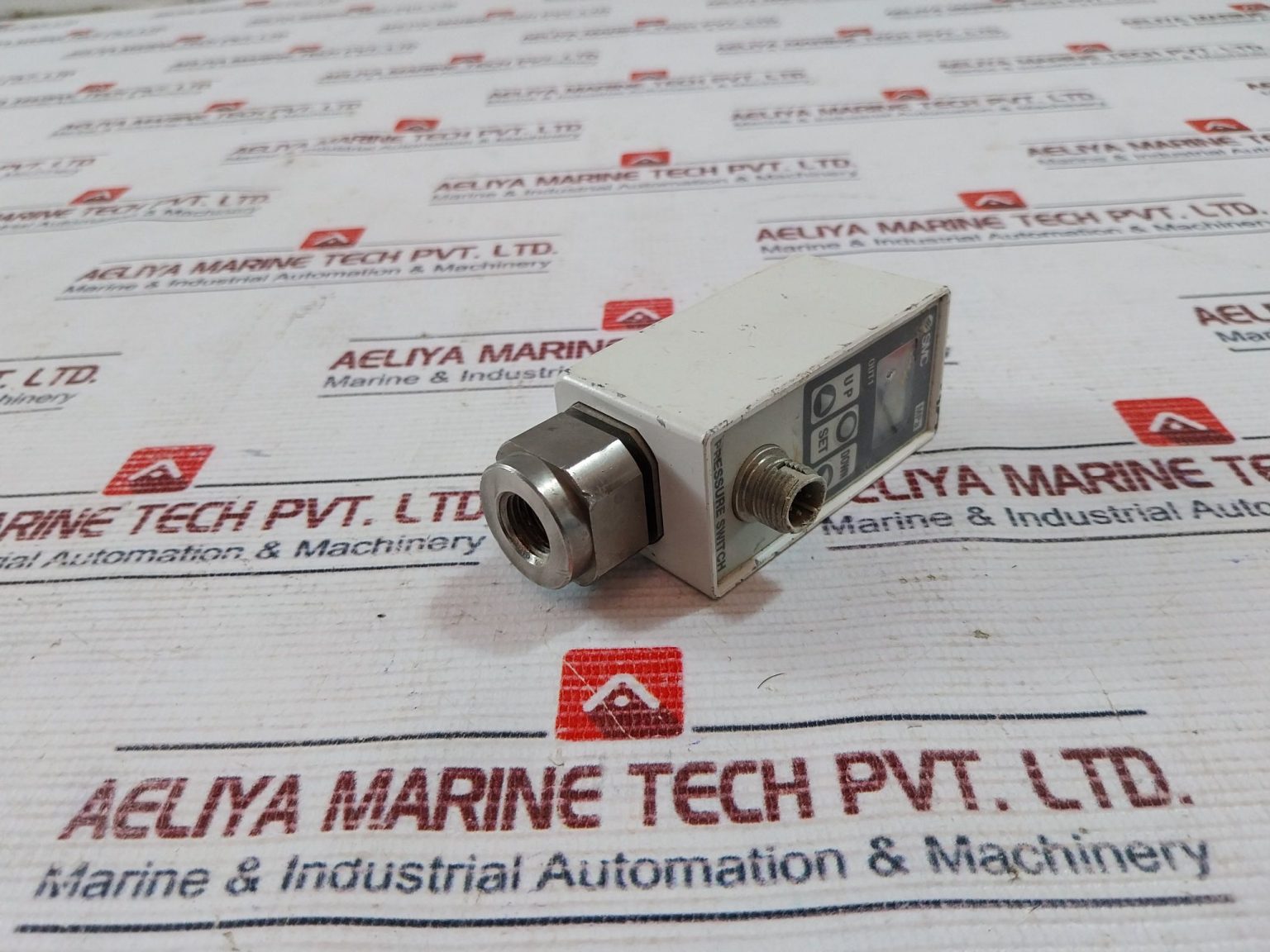 Smc Ise70-02-43 Pressure Switch - Aeliya Marine