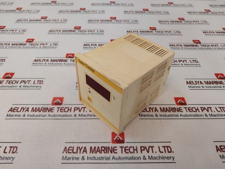 Fusion Controls Rl-1 Temperature Monitor - Aeliya Marine