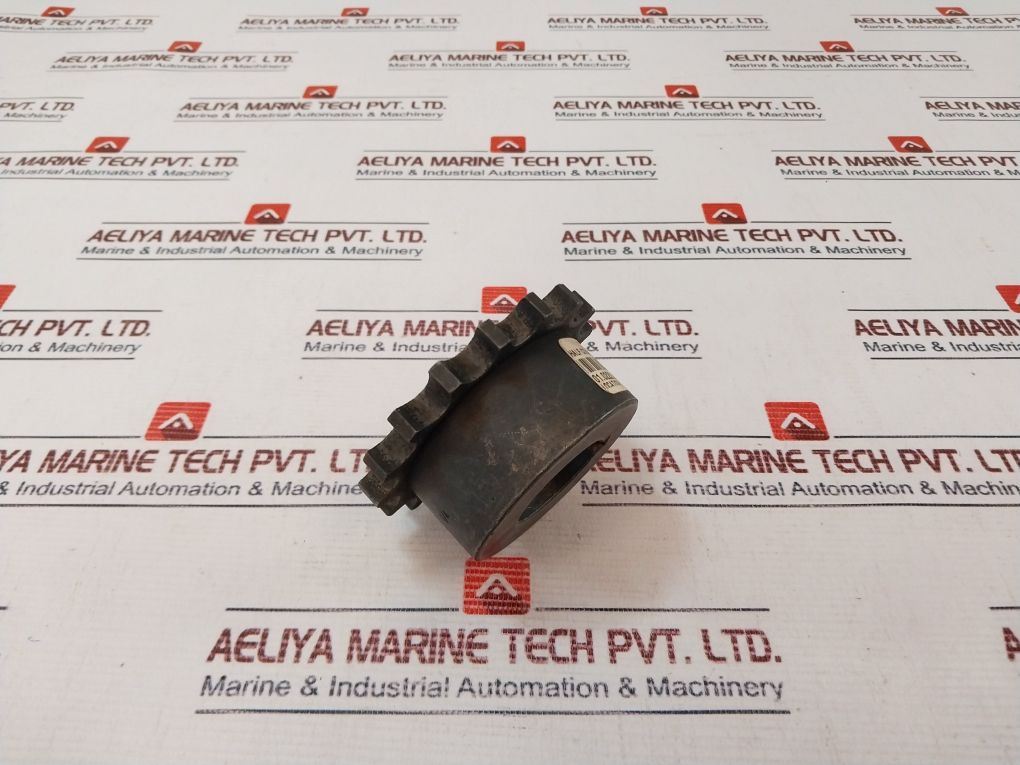 Martin 5016 1-1/4” Chain Coupling Hub - Aeliya Marine