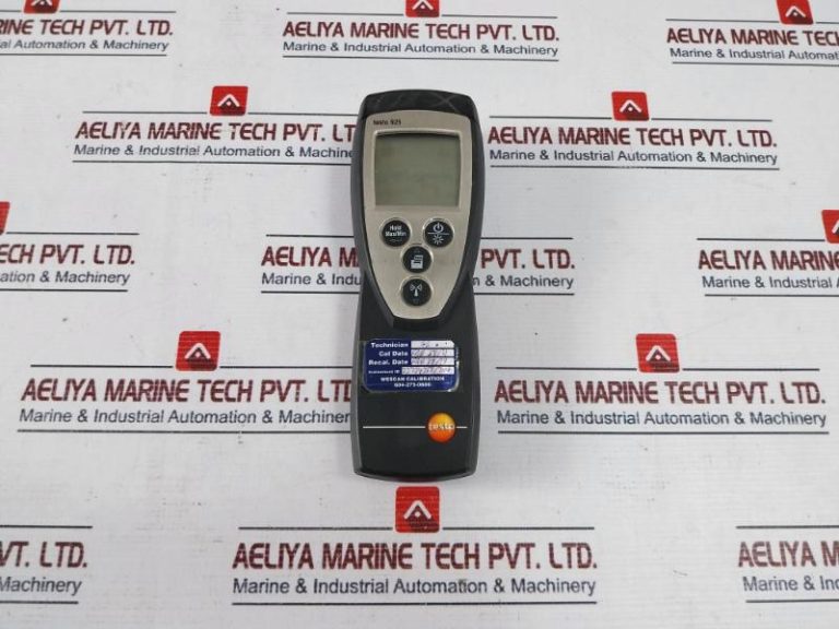 Testo 925 Temperature Thermometer - Aeliya Marine
