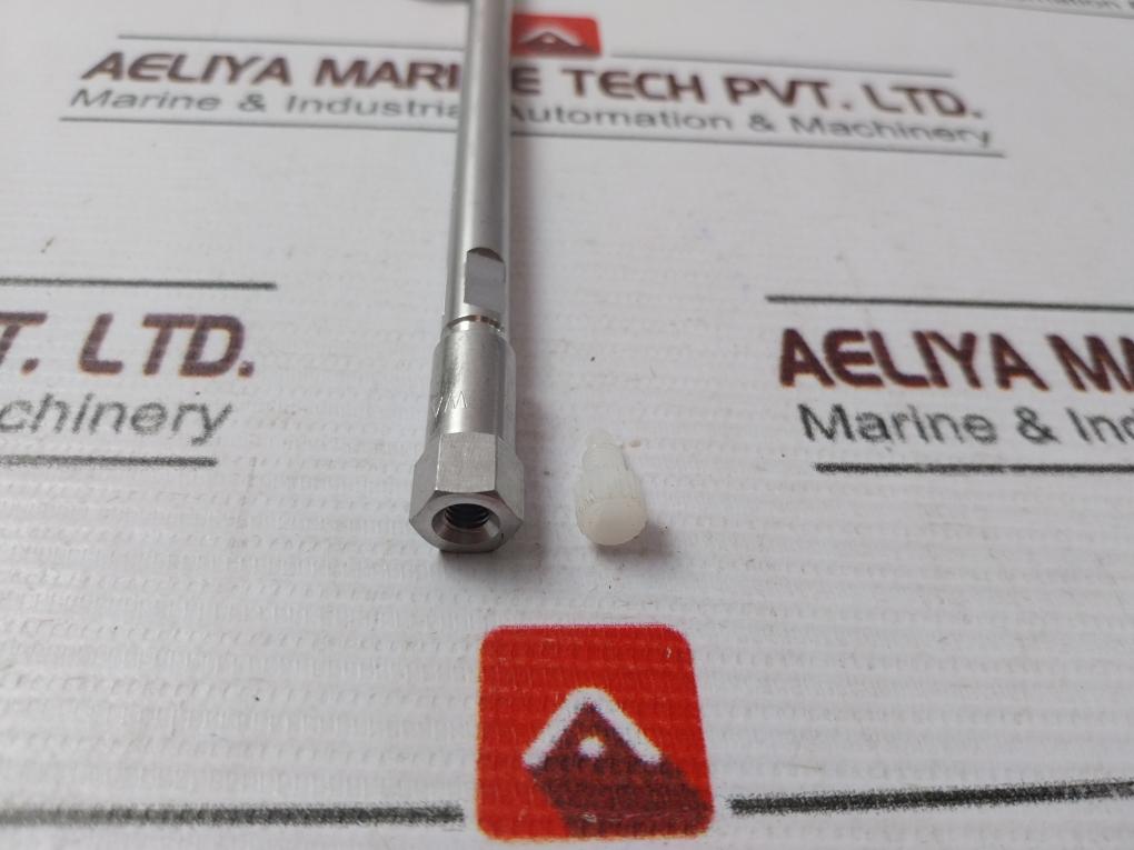 Waters Wat054275 4.6x250mm Column - Aeliya Marine