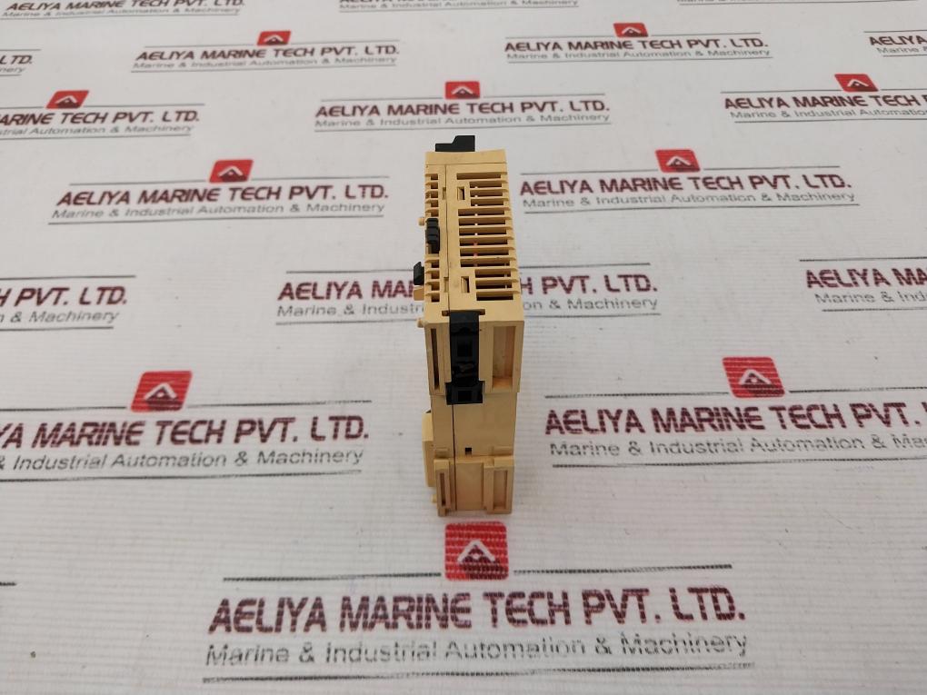 Schneider Electric Twdami2ht Analog Input Module - Aeliya Marine