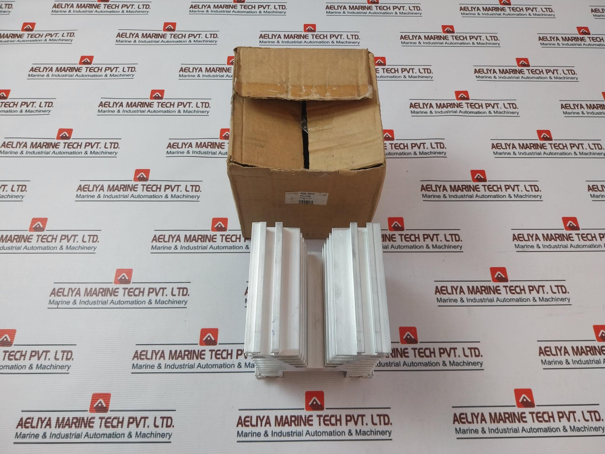 505-2832 P1/120b Black Radiator - Aeliya Marine