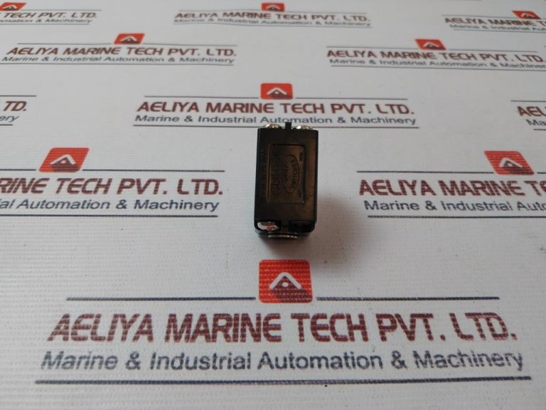 Legrand Acd203-1 Despard 3-way Toggle Switch 20a - Aeliya Marine