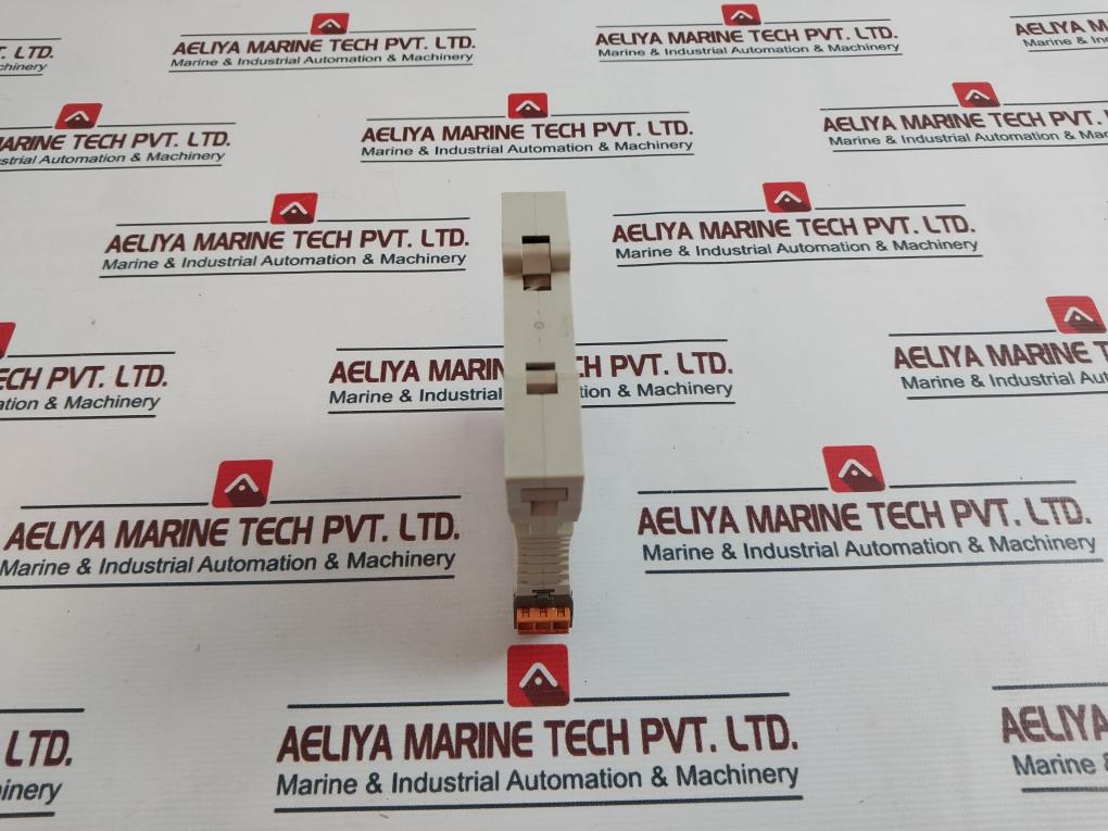 Weidmuller 8543820000 Signal Isolator 0…10v - Aeliya Marine