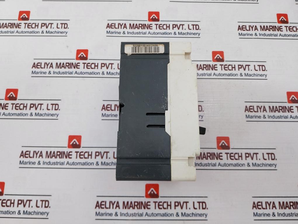Cutler-hammer Fd3060 Circuit Breaker 250vdc - Aeliya Marine