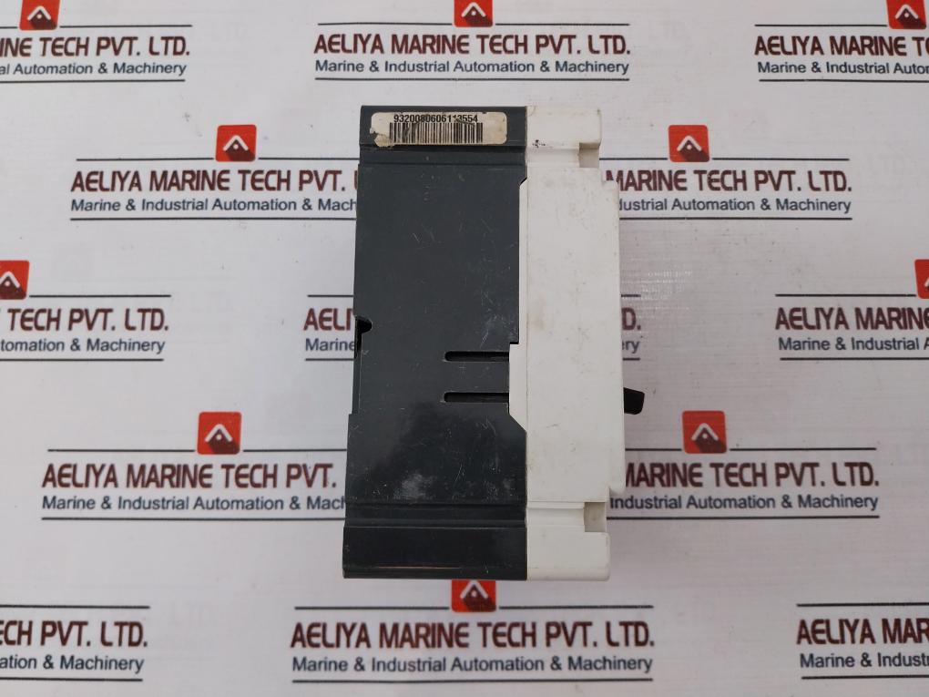 Eaton Fd3015 Circuit Breaker 250vdc - Aeliya Marine