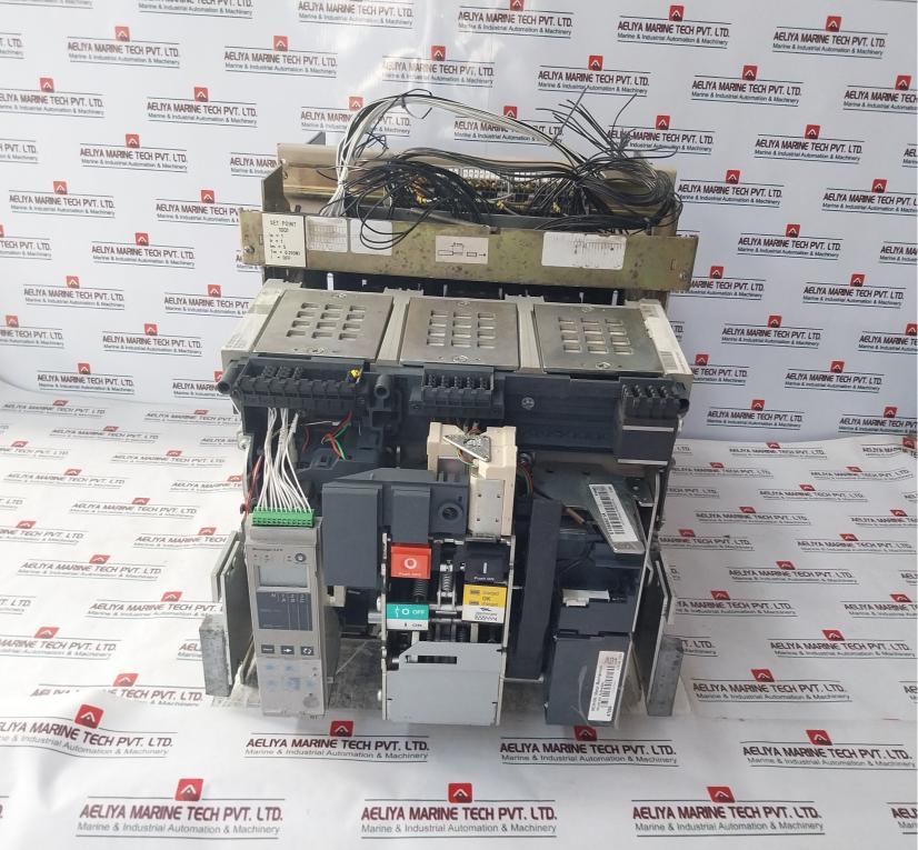Schneider Electric Nw16 N1 Circuit Breaker - Aeliya Marine