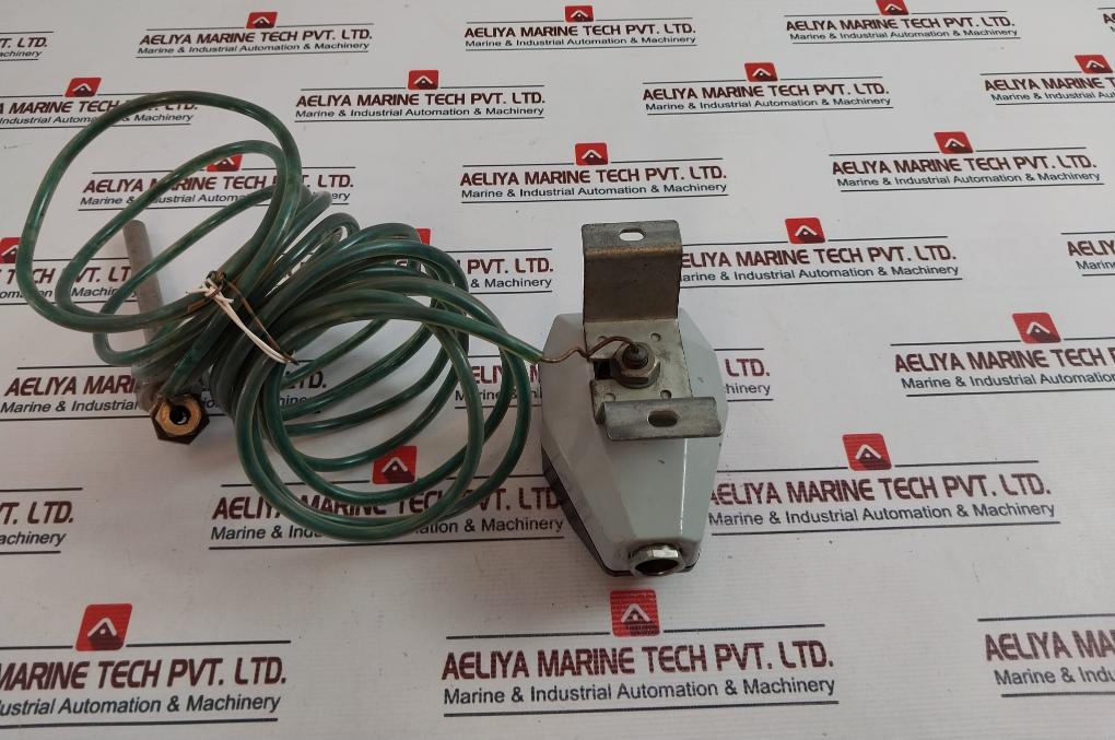 Trafag 471.2331 Thermostat Temperature Switch 20-150°c - Aeliya Marine