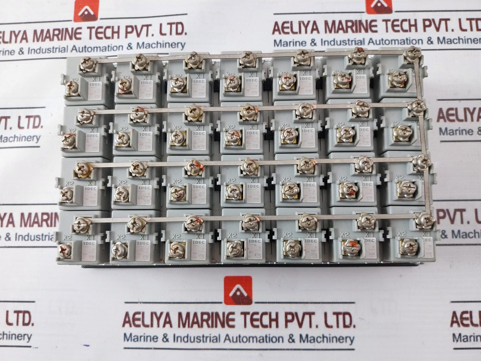 Idec Slc30n Signaling LED Control Panel Dc24v - Aeliya Marine