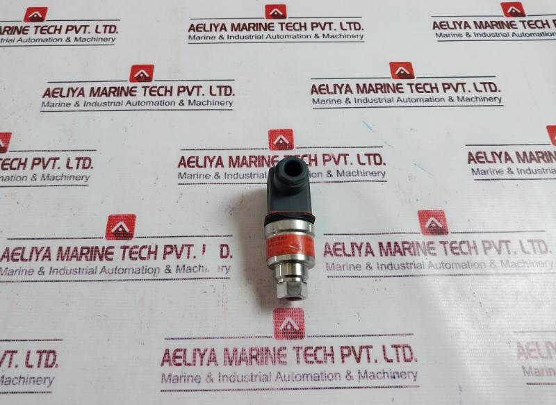 Danfoss Aks 3000 Pressure Transmitter 30 V - Aeliya Marine Danfoss Aks 3000 Pressure Transmitter 30 V - Aeliya Marine