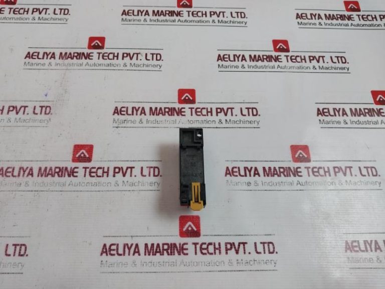 Omron Pyf08a-e Relay Socket 250v - Aeliya Marine
