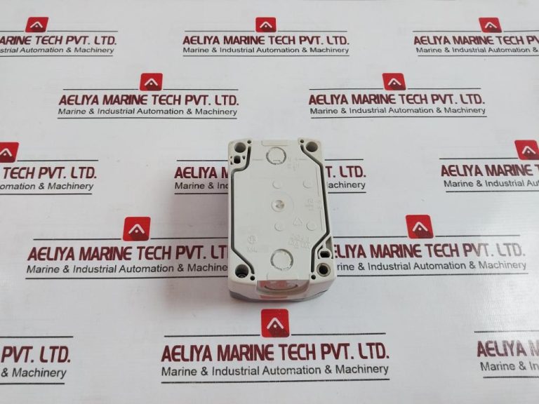 Schneider Electric Cm 12 Hole Push Button Enclosure Plastic Box ...