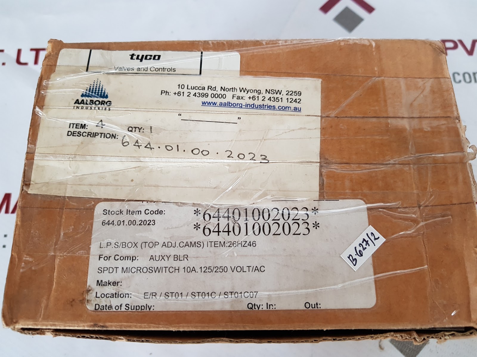 Tyco 2016589 keystone low profile switch box - Aeliya Marine