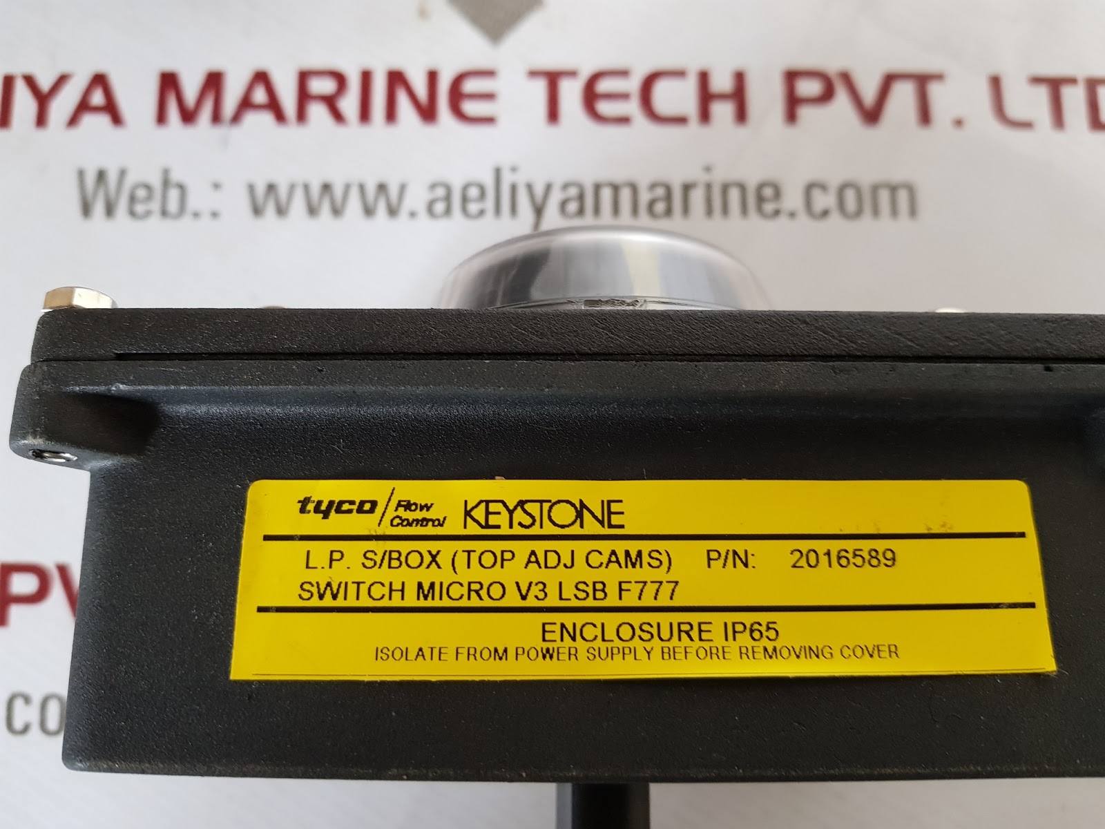 Tyco 2016589 keystone low profile switch box - Aeliya Marine