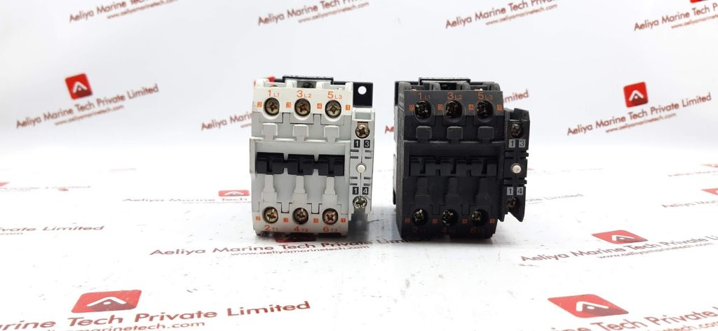 Danfoss ci16 contactor with auxiliary contact - Aeliya Marine